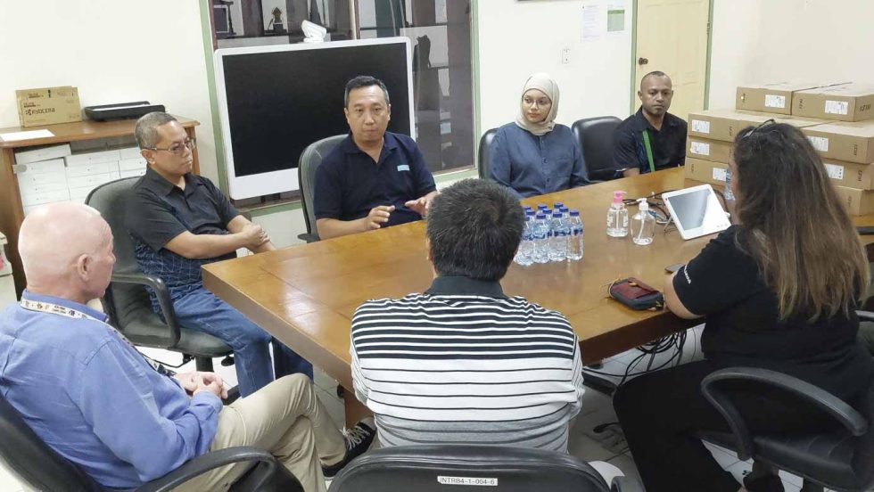 Sekolah YPJ KK mendapat support laptop siswa dari PT. Sandvik | YPJ School